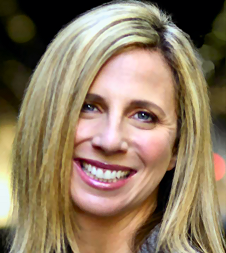 Angie Fitzsimmons Joins GO Country 105 in L.A. for Mornings